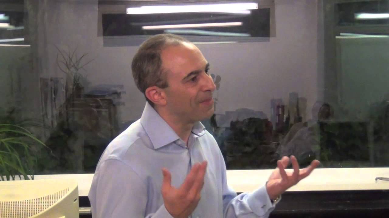 Stammering, Public Speaking and the Speaking Circles method - YouTube