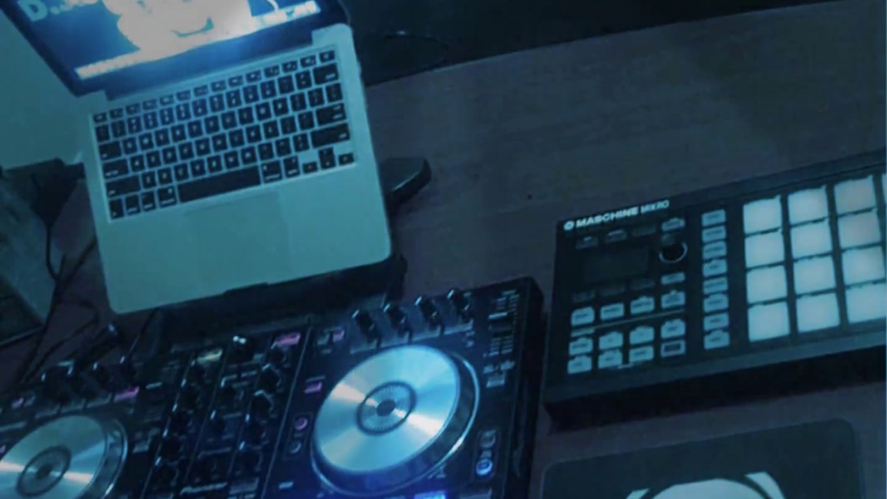 DJ Showtime - YouTube