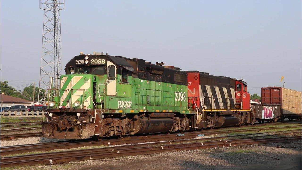 CN L580 - BNSF 2098 at Brantford (June 19 2023) - YouTube