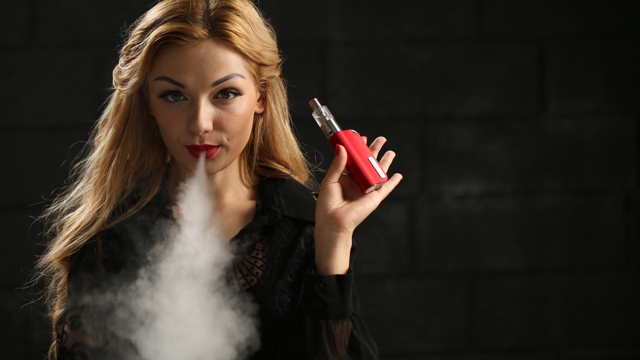 Best Girl Vape Trick 2017 Youtube