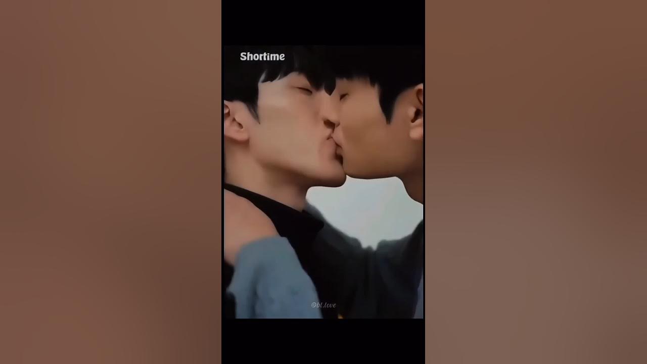 Student and professor #bl #blshorts - YouTube