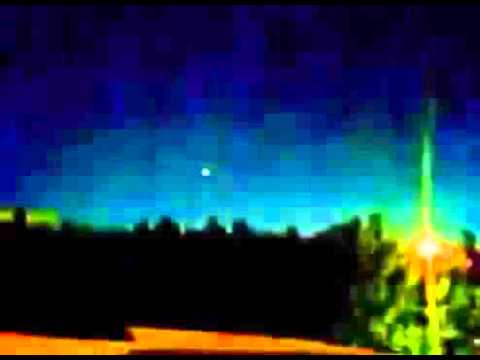 UFO over der alzor, syria؟ - YouTube