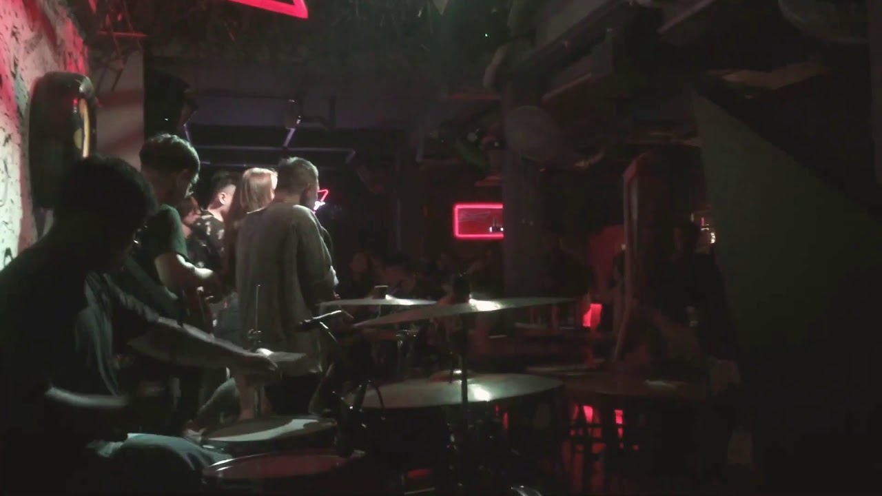 Vào Hạ - LEGO Band Fang Pub - YouTube