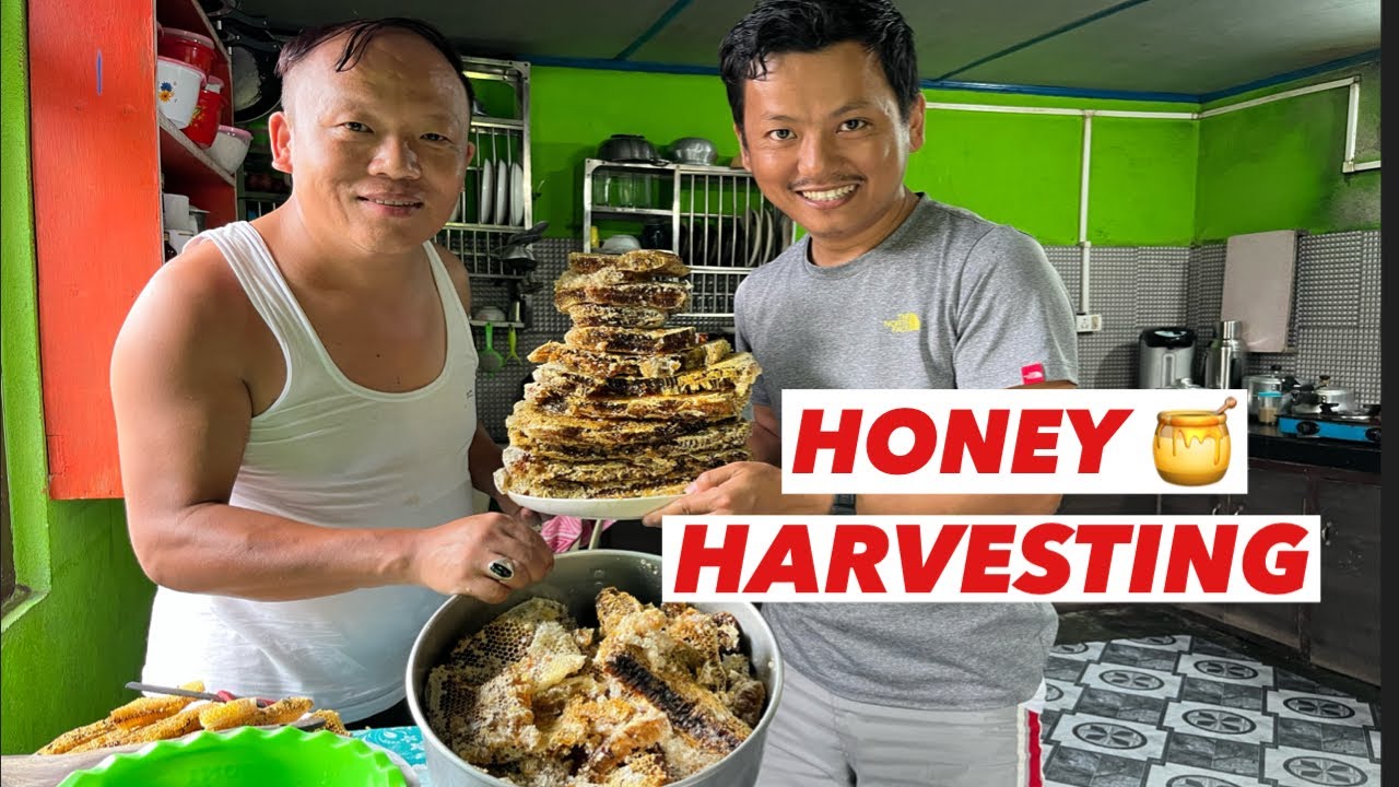 Raw Honey Filtering and Bottling At Home | Organic Honey - YouTube