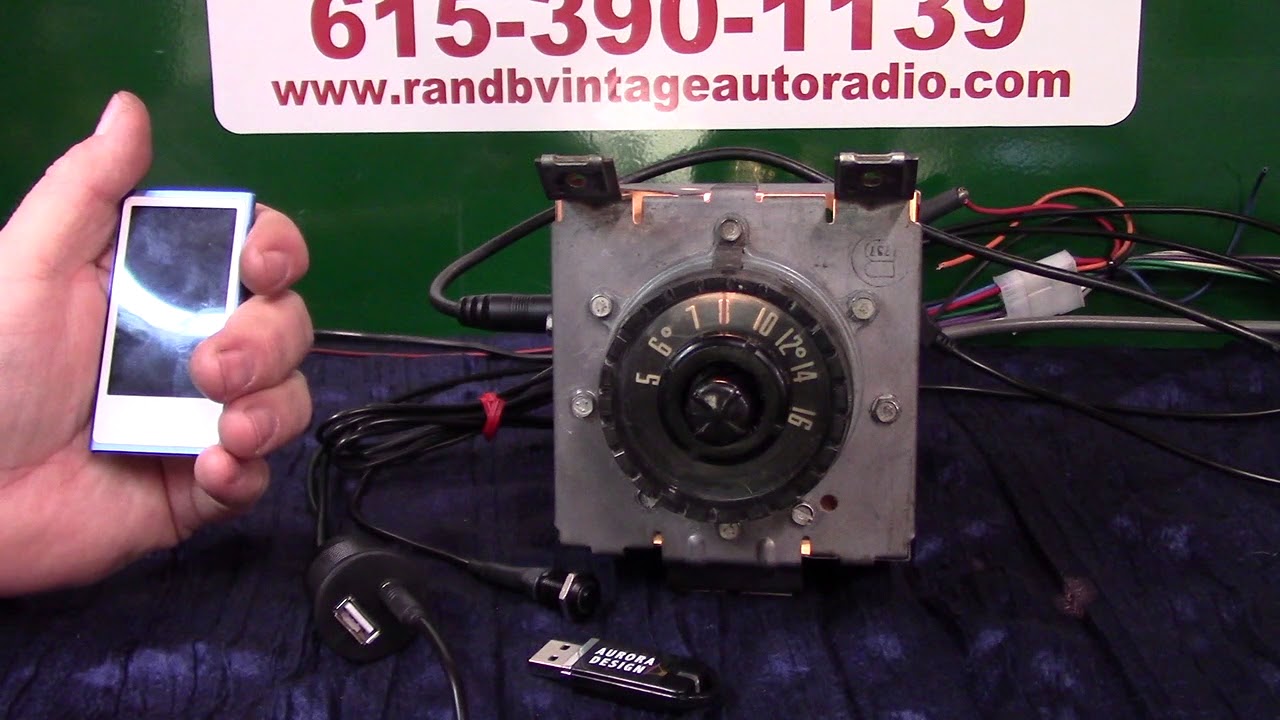 1956 Ford F-100 original AM radio - YouTube