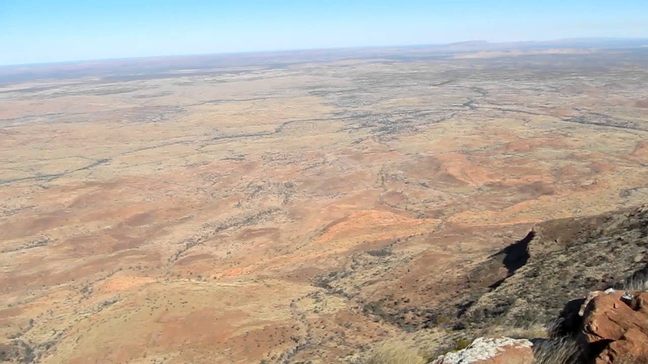 Australia, NT, Mt Zeil, 360 panoramic view from summit - YouTube