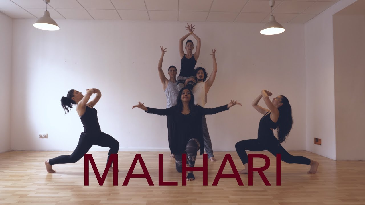 Malhari dance cover | Bajirao Mastani | Vinatha Sreeramkumar ...