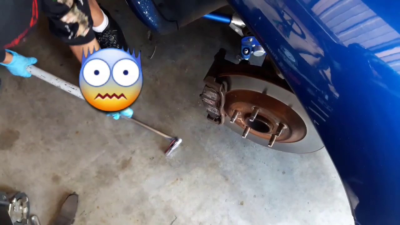 Painting calipers & installing new brakes on a C5 corvette - YouTube