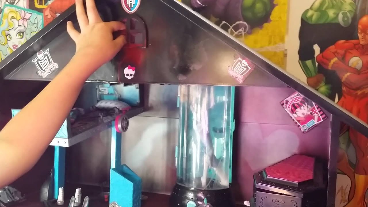 Monster High custom mansion house Part 1 ! - YouTube