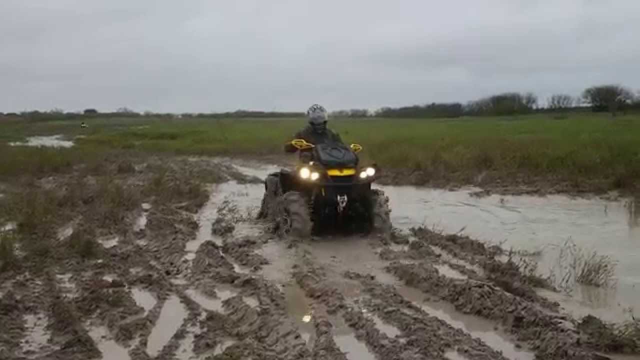 CAN AM XMR 1000, Mudding - YouTube