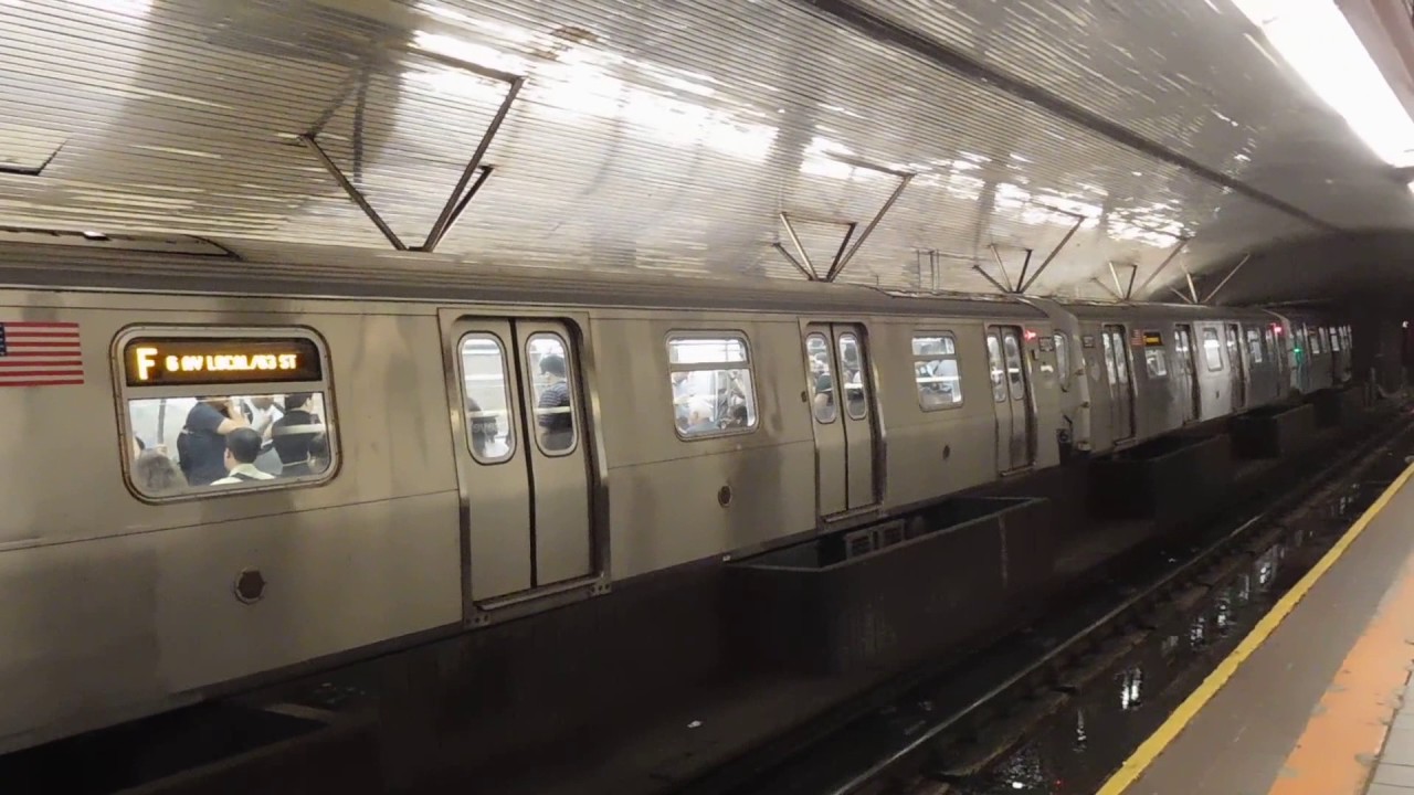 R160 (F) train at Roosevelt Island - YouTube