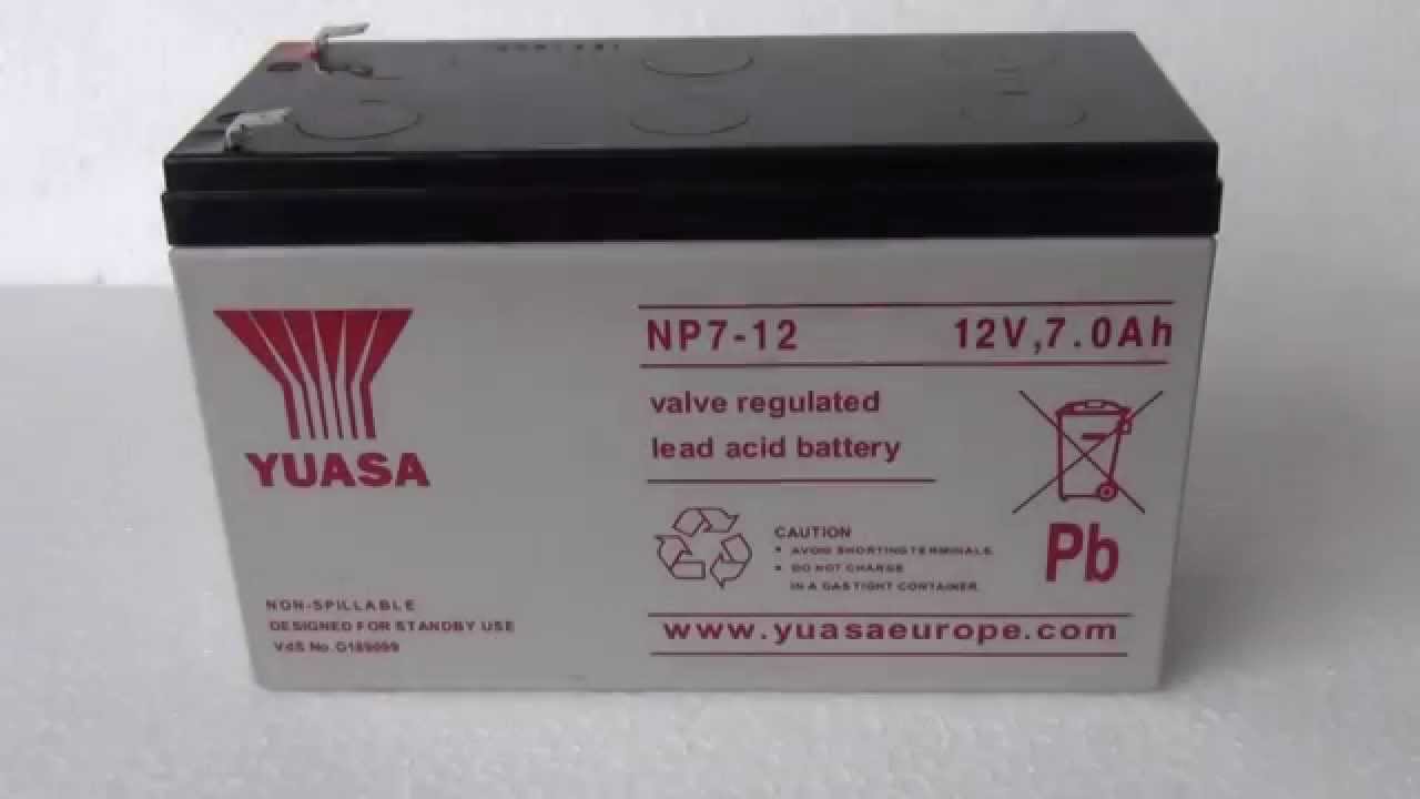 YUASA NP7-12 accu 12V - 7Ah - YouTube