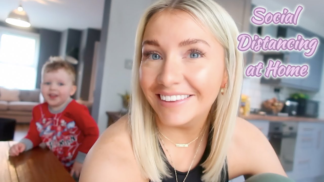 SOCIAL DISTANCING VLOG 1 | SELF ISOLATING AT HOME + KEEPING BUSY ...