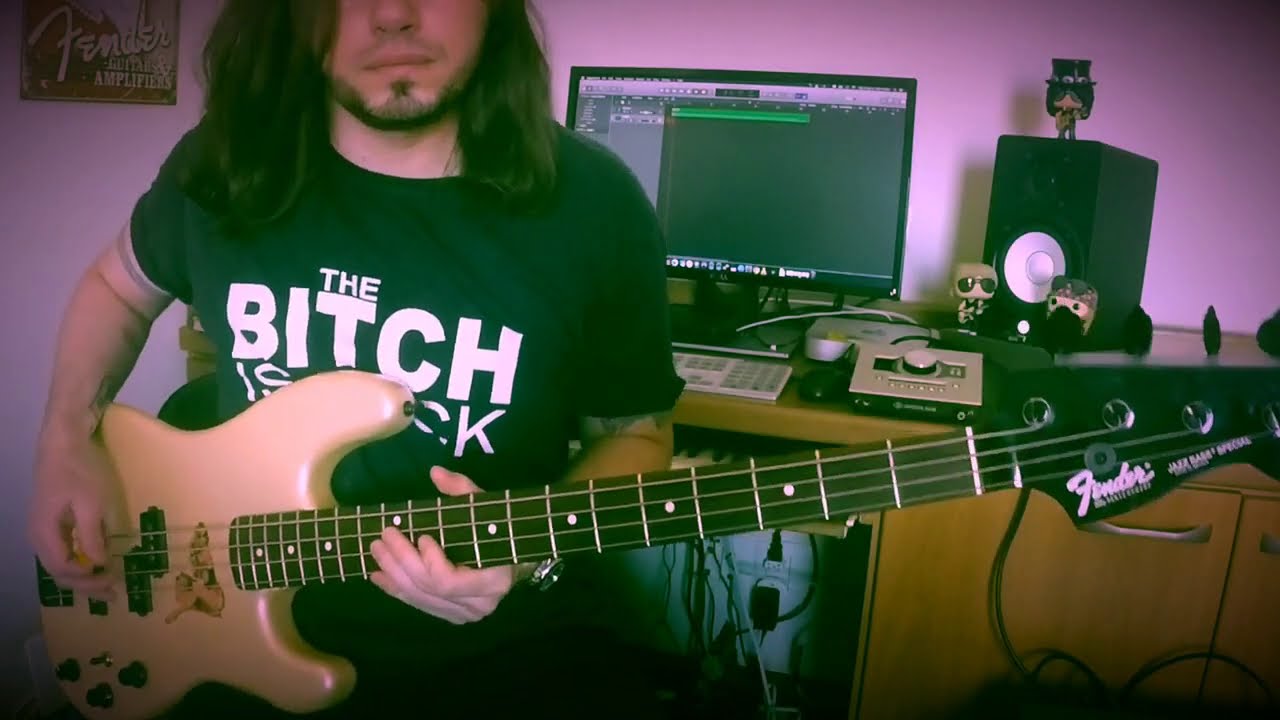 THE REAL DUFF MCKAGAN CLASSIC BASS SOUND! - YouTube