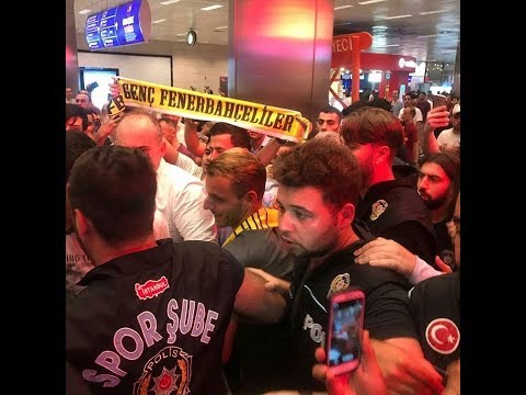 Roberto Soldado sonunda Fenerbahçe ile anlaşmak üzere İstanbul'a ayak bastı..
