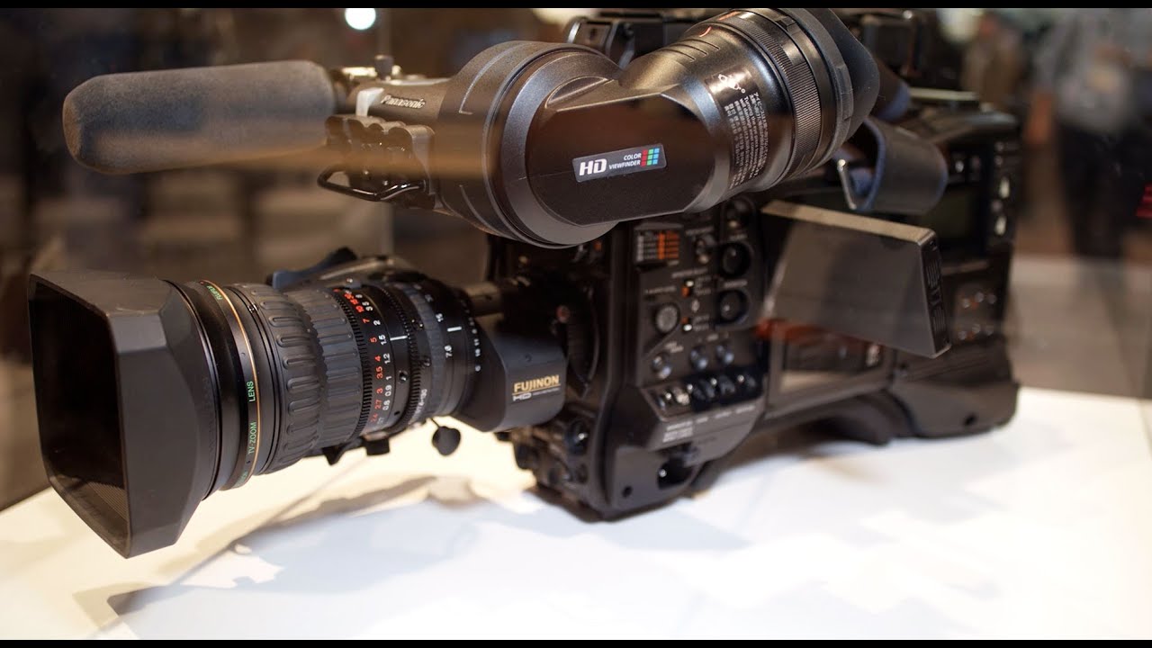 NAB 2019 - Panasonic AJ-CX4000, a 4K/HDR Shoulder-Mount Camcorder - YouTube