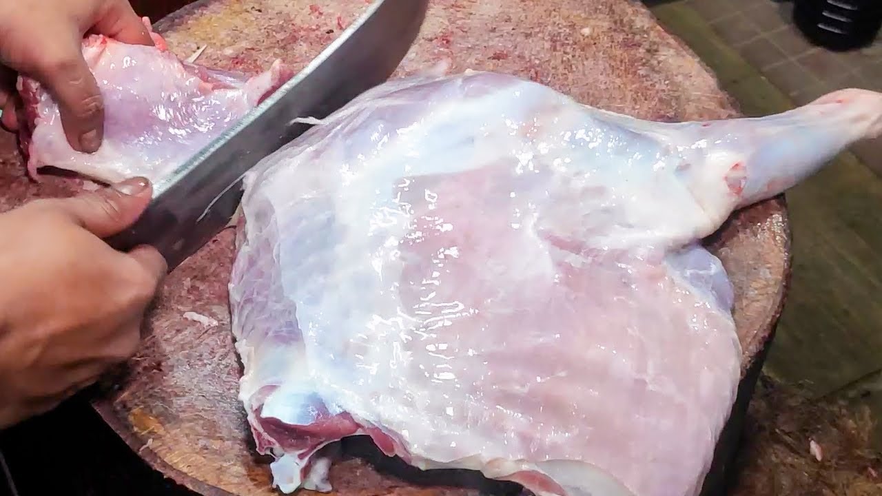 Amazing Big Goat Meat Cutting In Goat Market | Goat Mutton Cutting ...