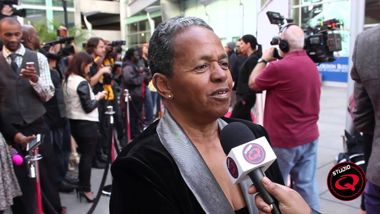 Catana Starks Talks About Life Portrayed in 'From The Rough' Movie ...