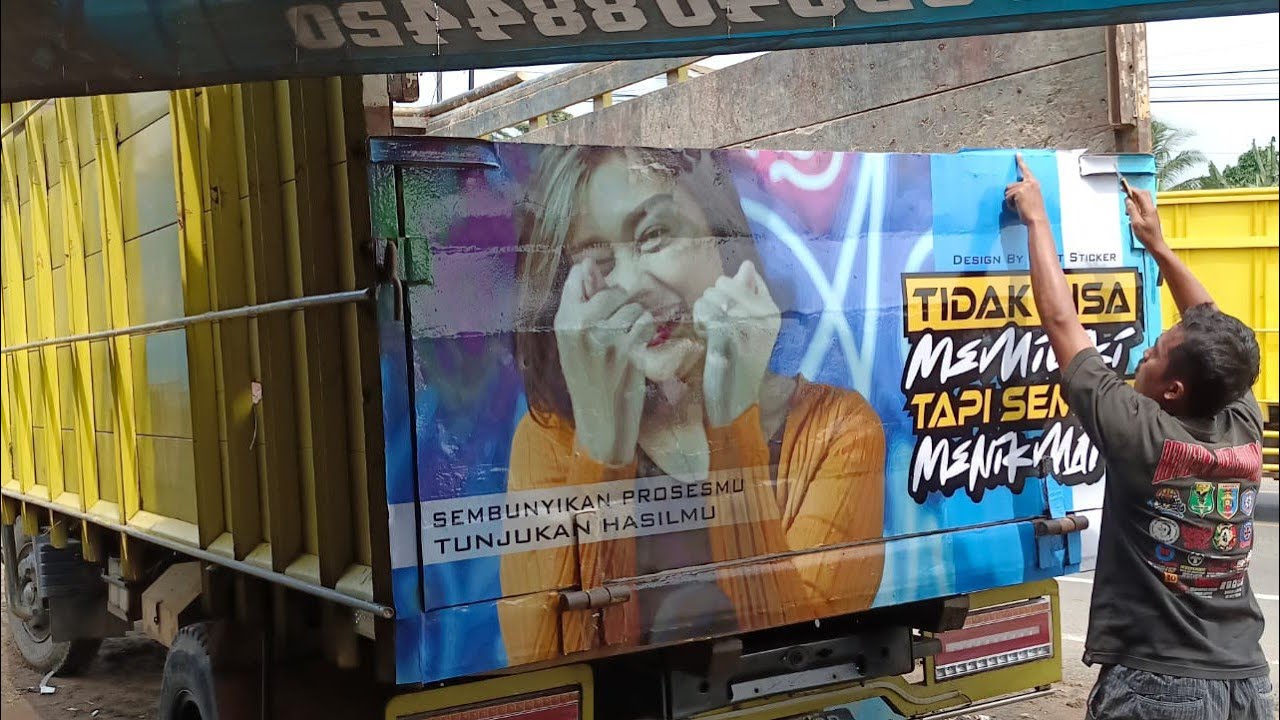 5 Menit Selesai, Cara Pasang Decal Sticker Bak Truck! - YouTube