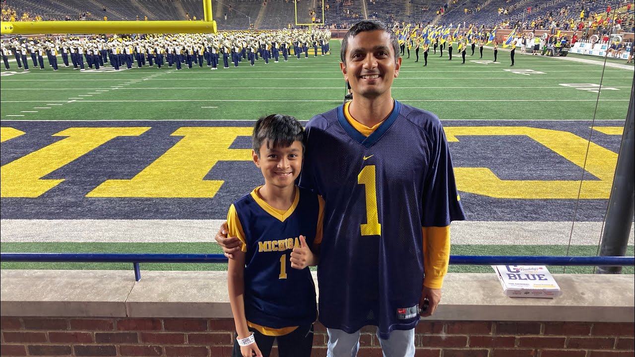 Skyler's First Michigan Football Game! - YouTube