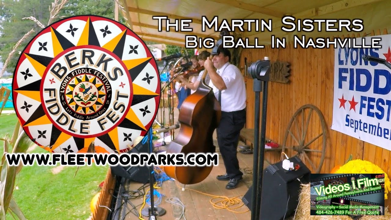 Martin Sisters Perform An Incredible Live Instrumental - YouTube