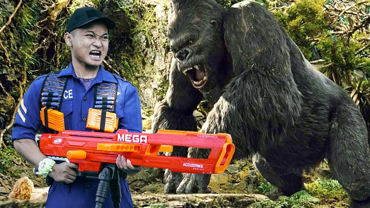 Battle Nerf War: Superhero & Blue Police Nerf Guns Fight Criminal Group ...
