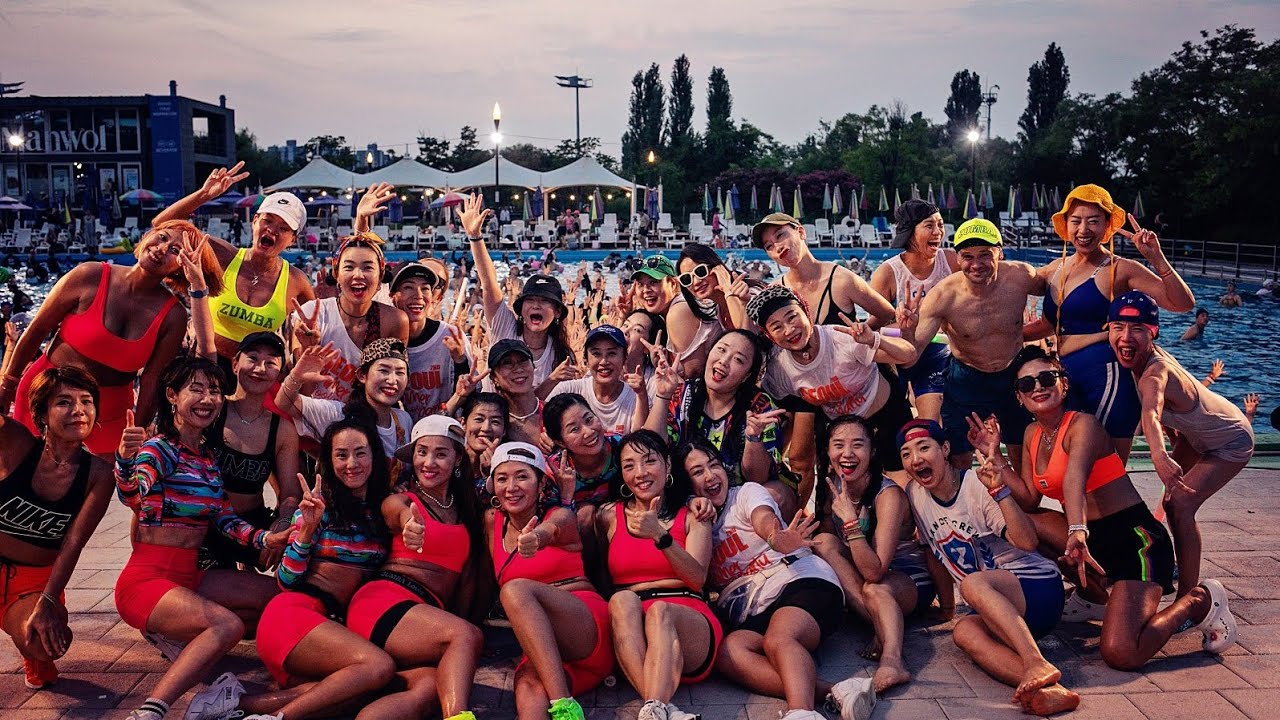 The 2Nd Seoul Summer Zumba Pool Party "서울 썸머 줌바 풀파티" - YouTube