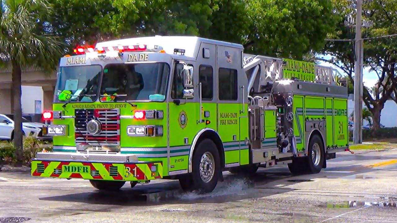 Miami Dade Fire Rescue Ladder 31 & Rescue 31 Transporting - YouTube
