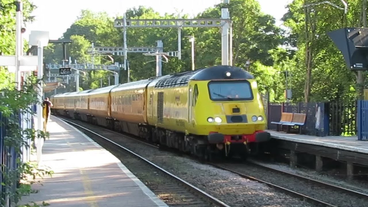 UK: Class 43 HST Network Rail 'New Measurement Train' aka the 'Flying ...