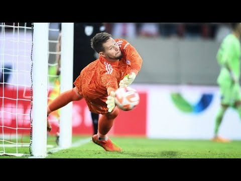 Tomas Vaclik  Amazing Performance Vs Apollon Limassol