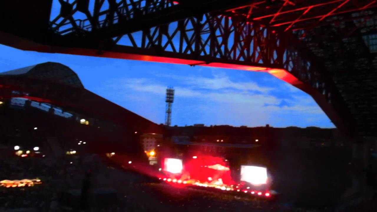 pearl jam live trieste 22/06/2014 pt 3 - YouTube
