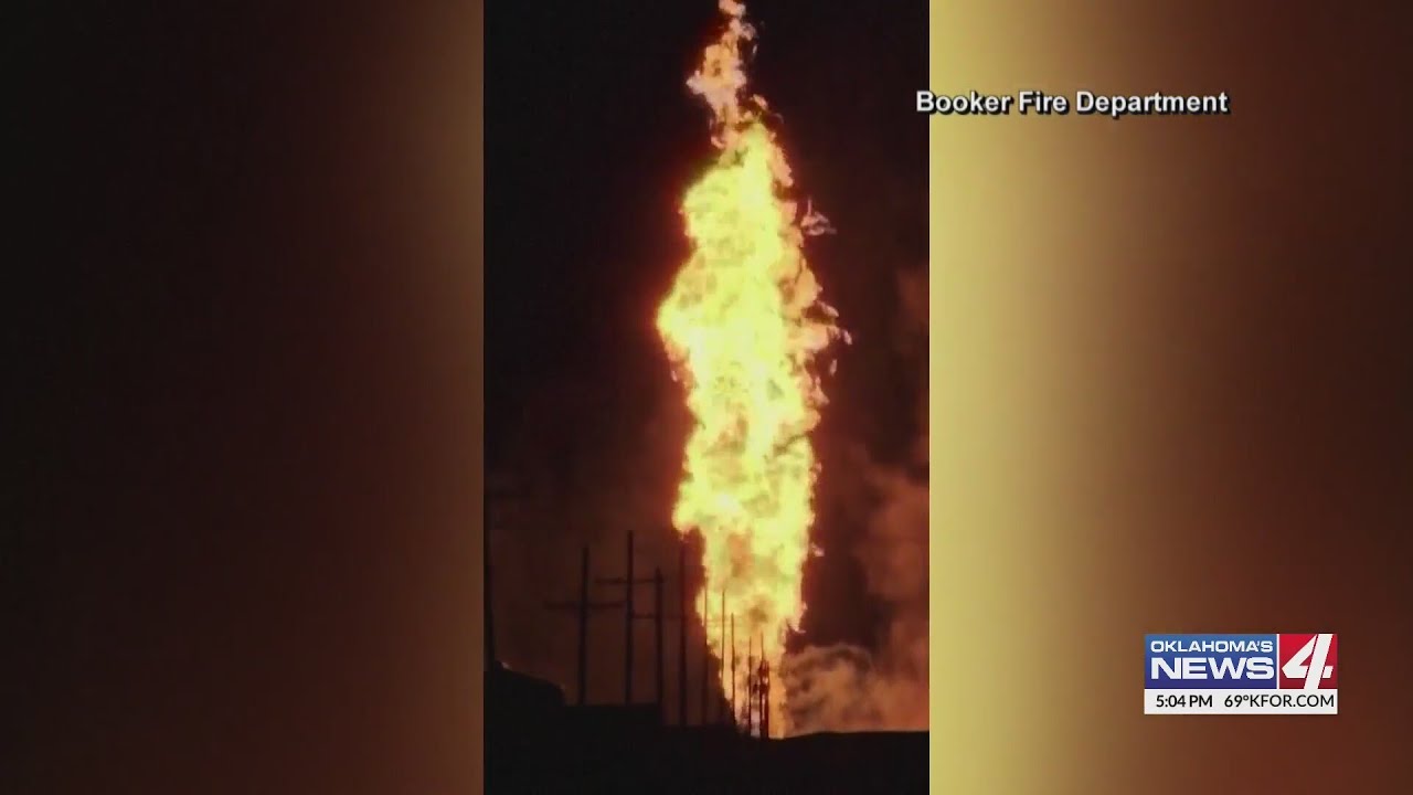 Gas pipeline explosion sends flames soaring into the sky - YouTube