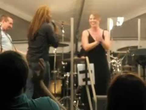 Robyn Crump/ don't stop believin cover - YouTube