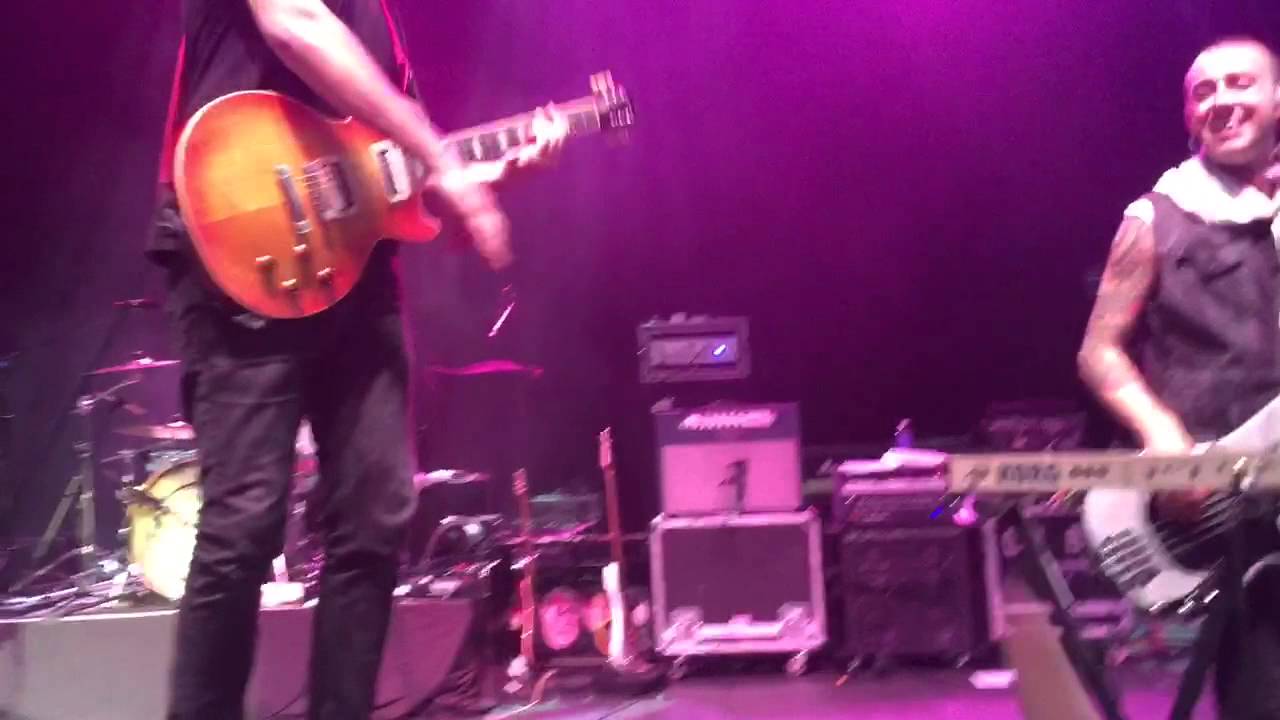 Hoobastank - (The Reason) Live at Freedom Hill 2015 - YouTube