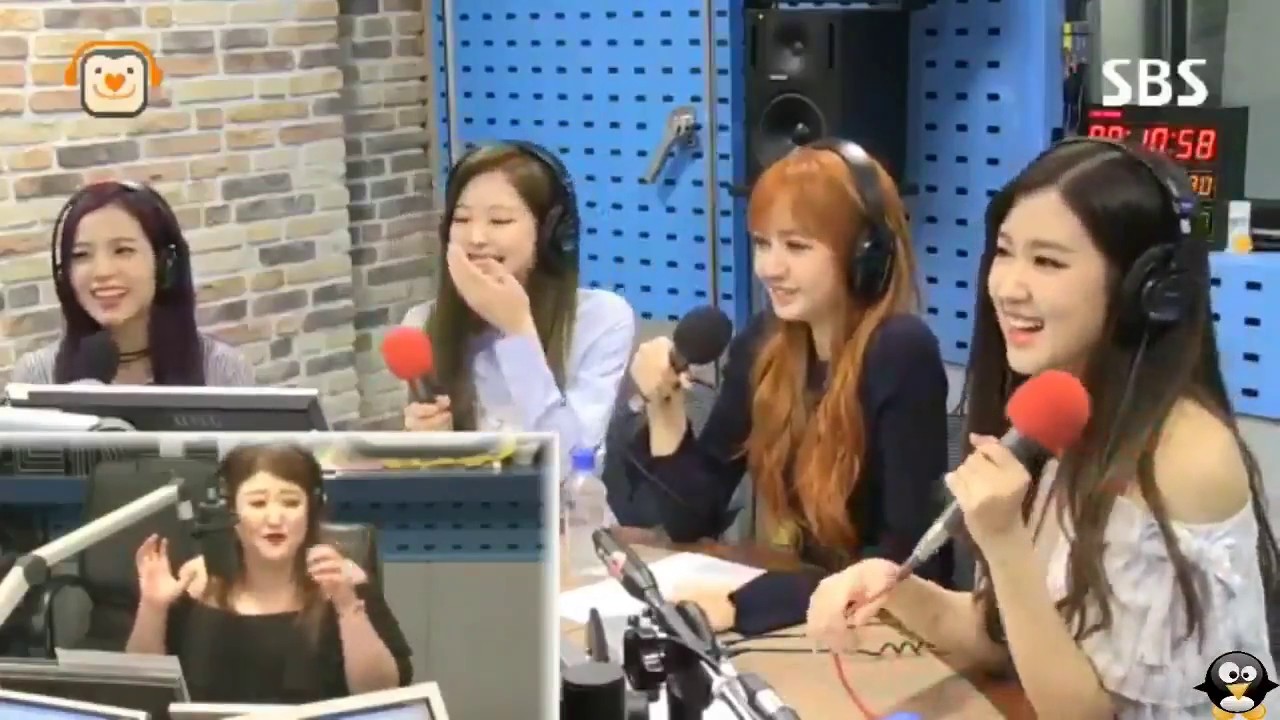 BLACKPINK Jennie's "Oppa" Aegyo in a Gyeongsang-do dialect - YouTube