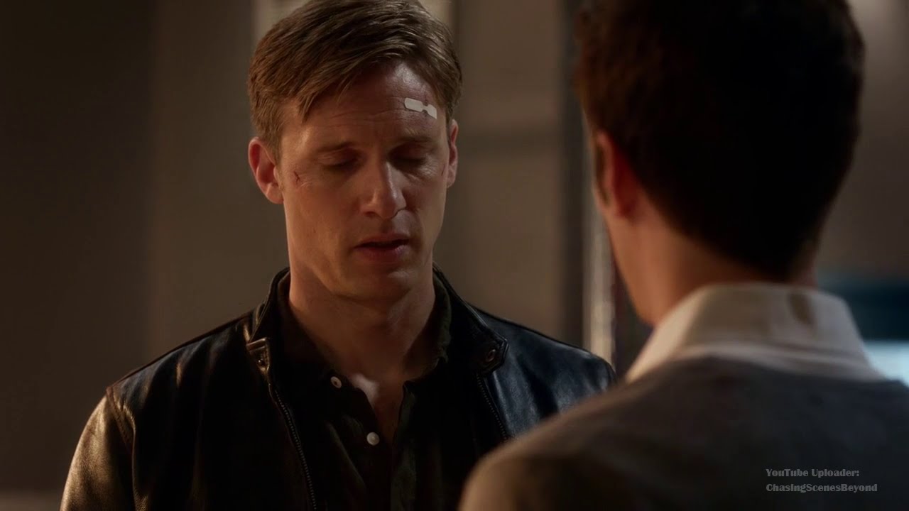 The Flash 2x05: Barry, Jay and Harrison - YouTube