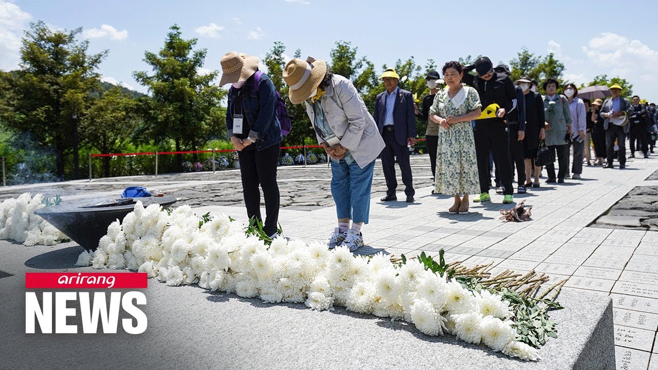 Fmr. S. Korean president Roh Moo-hyun remembered on 14th anniversary of ...
