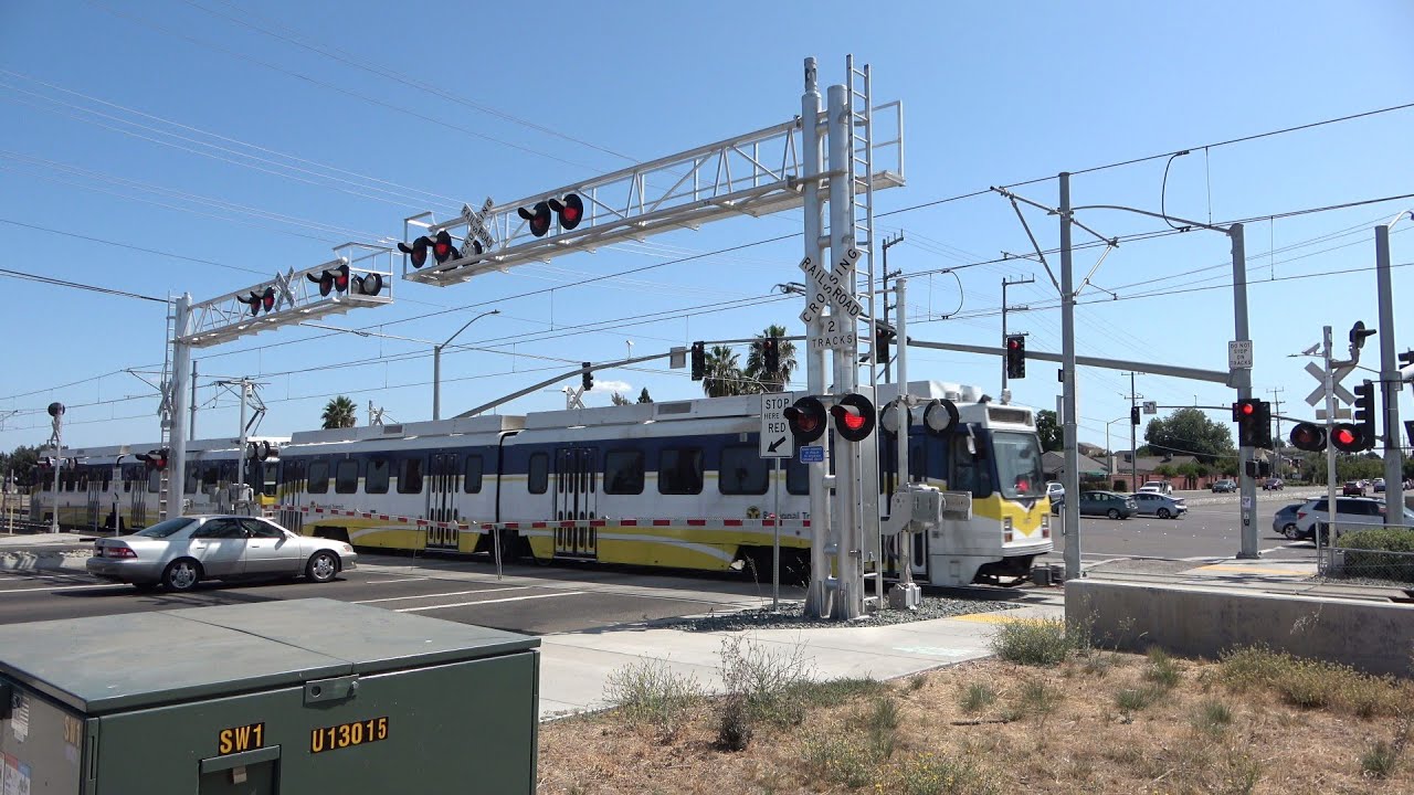 SACRT 317 Blue Line Light Rail Inbound, Franklin Blvd. Railroad ...