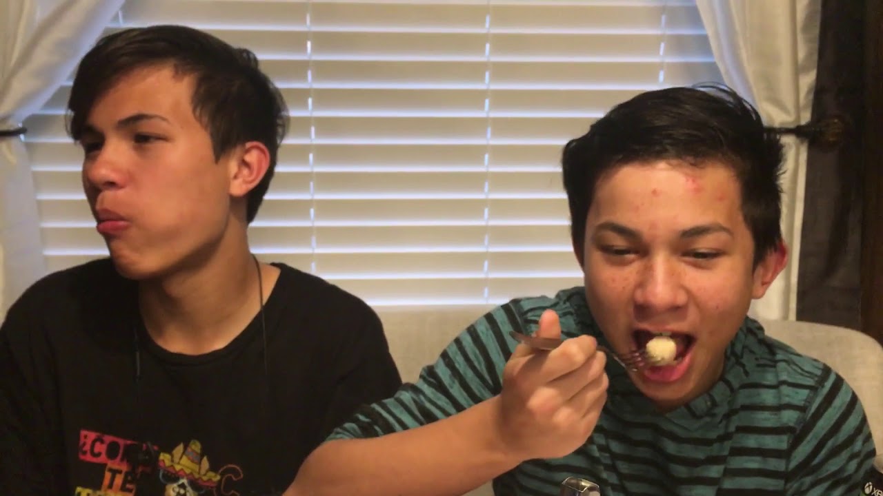 Pickled Pigs Feet and Pickled Quail Eggs - YouTube