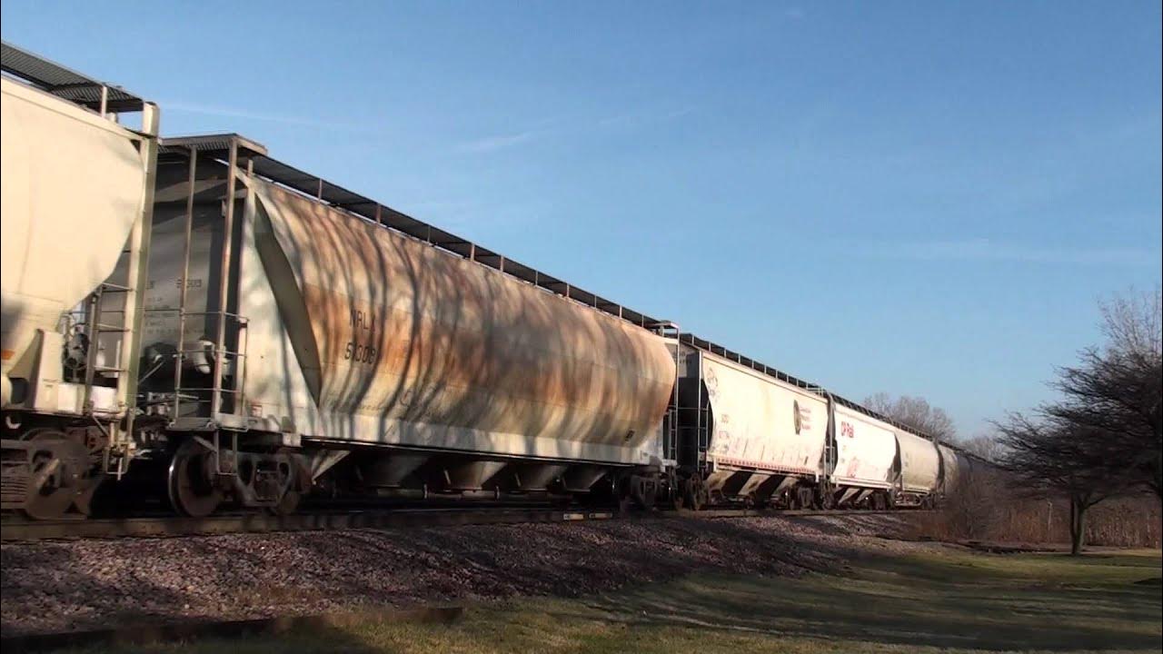 CITX 3074, DME 6056 & CEFX 3175 Leads CP 276 East, Glenview, IL - YouTube