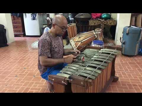Improvisasi master Bapak Made Subandi " jaaeeeen ! - YouTube