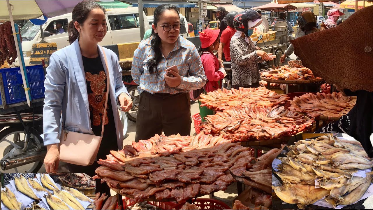 Unbelievable Plenty Of Dried & Alive Fish, Traditional Cambodian Street ...