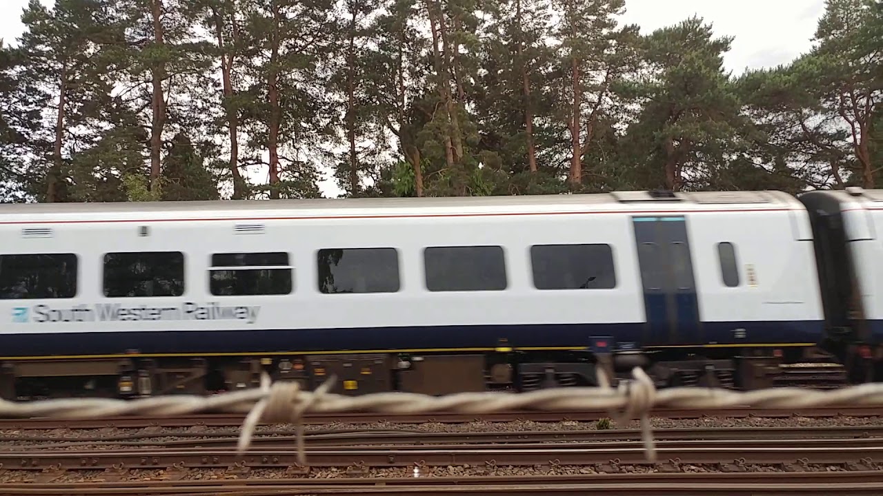 Here is the new livery class 159 in Brookwood - YouTube