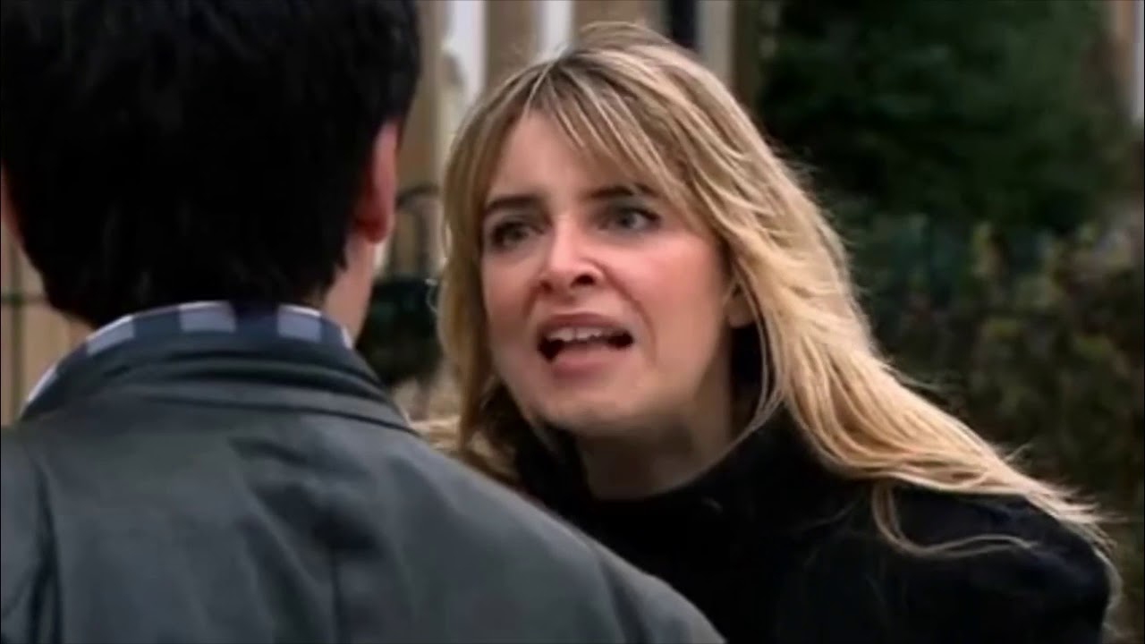 Emmerdale - Charity Dingle Slaps Faye Lamb (11th February 2011) - YouTube