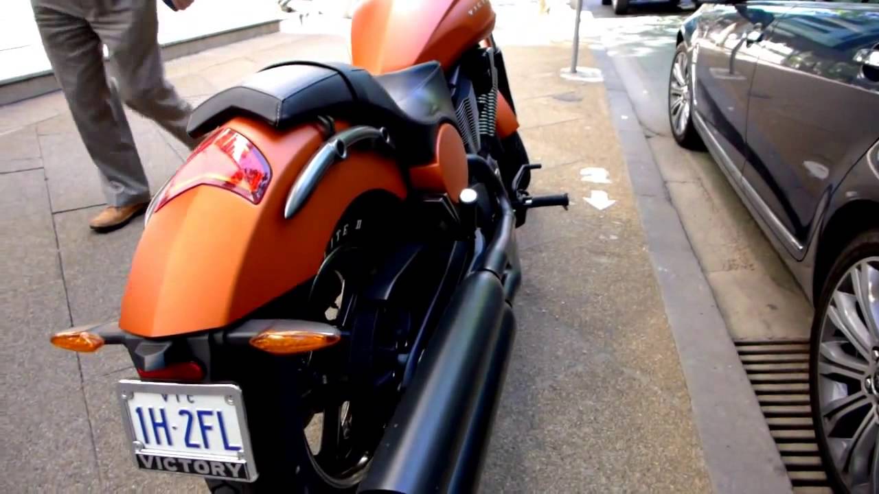 Victory Judge (2013 Made) American Muscle Cruiser Bike Suede Nuclear ...