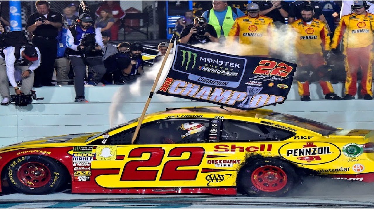 MVRowner commentating the Coke Zero 400 at Daytona International ...