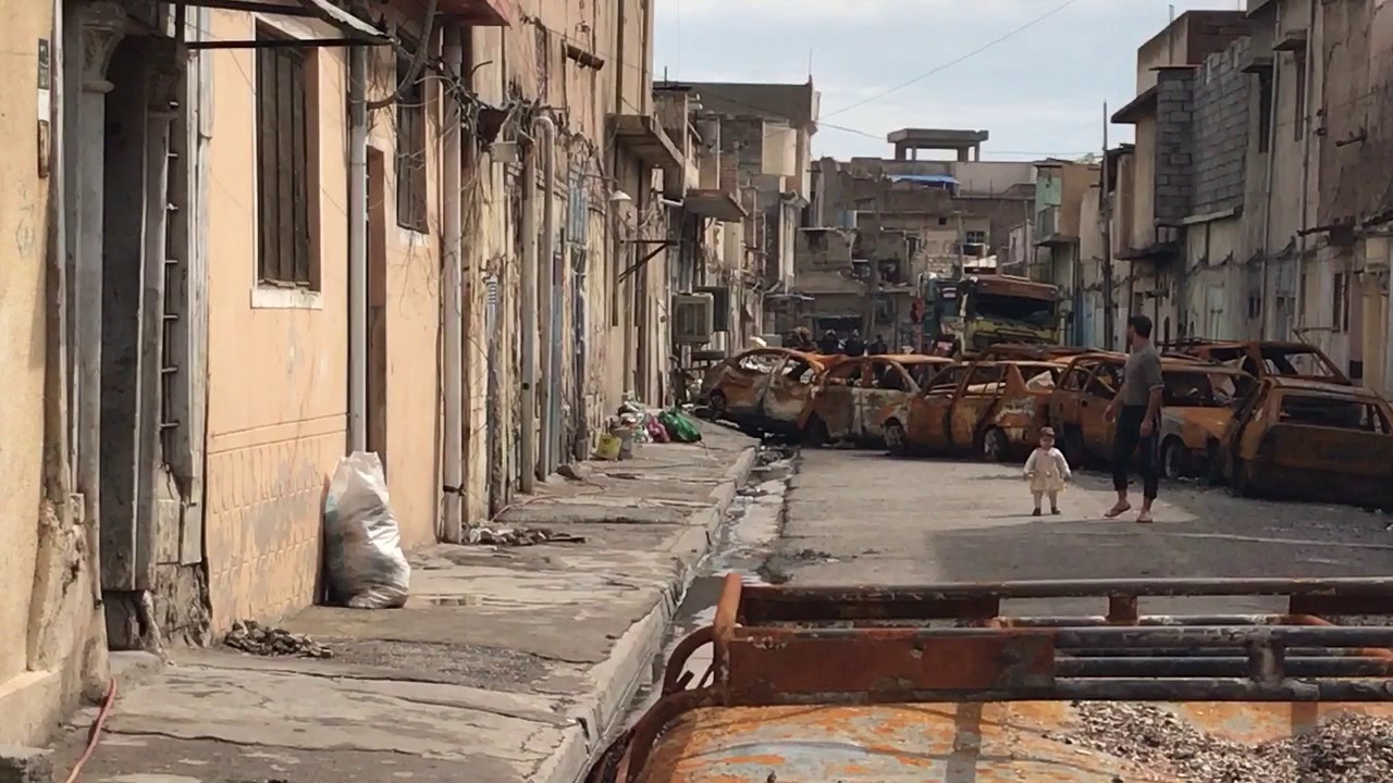 The streets of liberated Mosul - YouTube