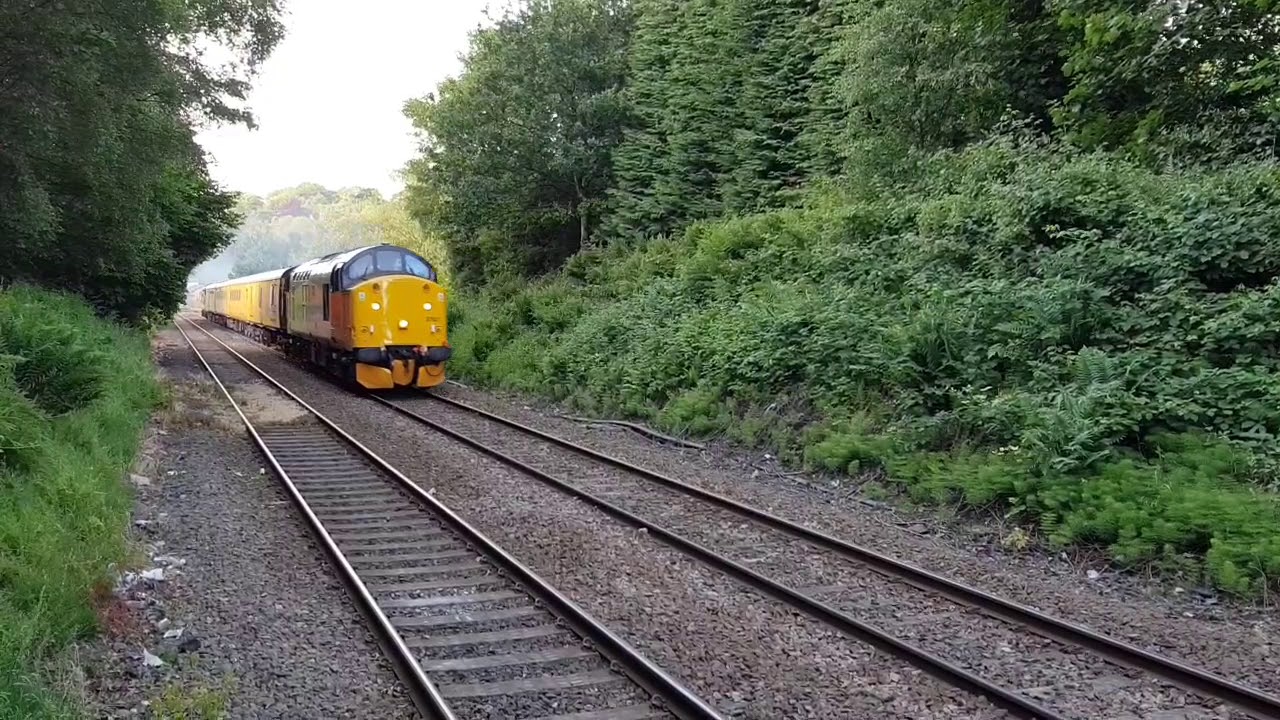 The Return Of The Class 37 No 37521 - YouTube