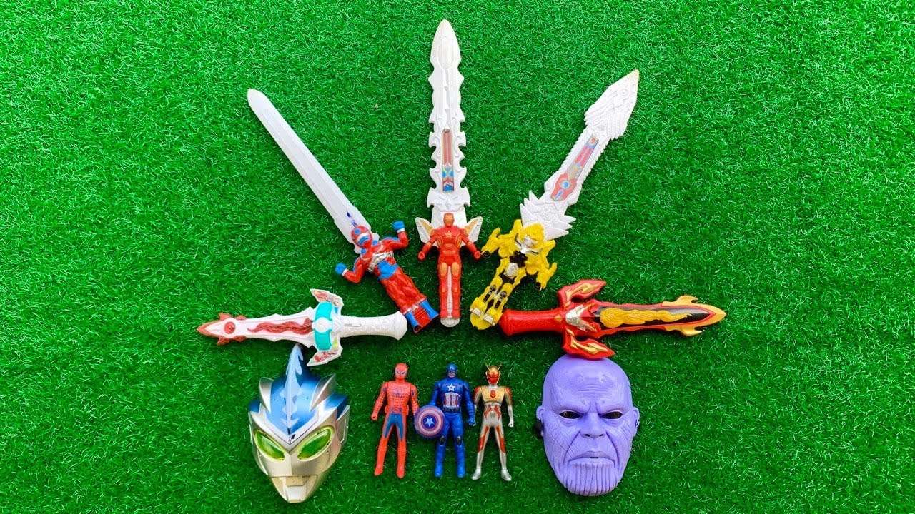 Menemukan Mainan Pedang Sakti Ultraman Rosso, Ultraman Zero, Ultraman ...