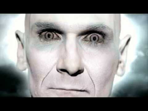 Forging a future self in 10 seconds - YouTube